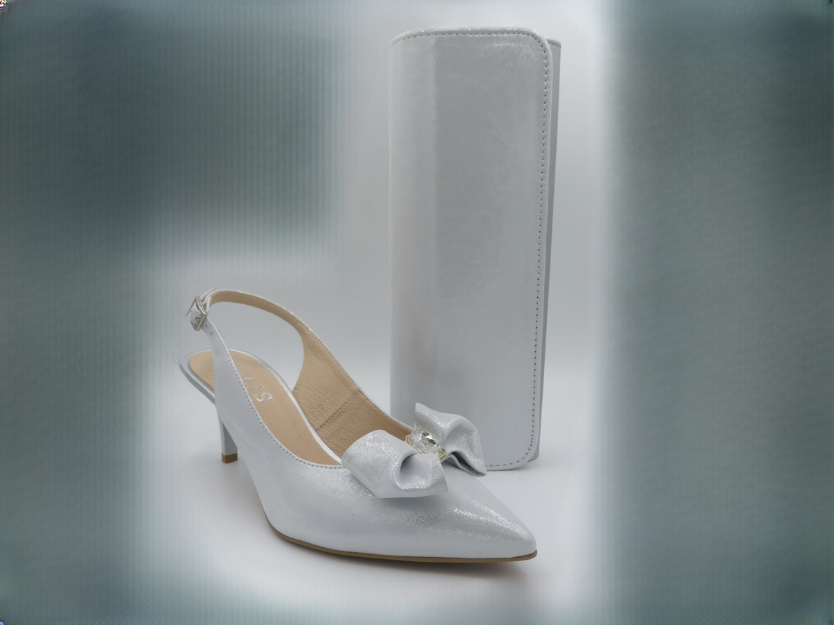 Emis Clutch Bag - Silver – JR Shoes